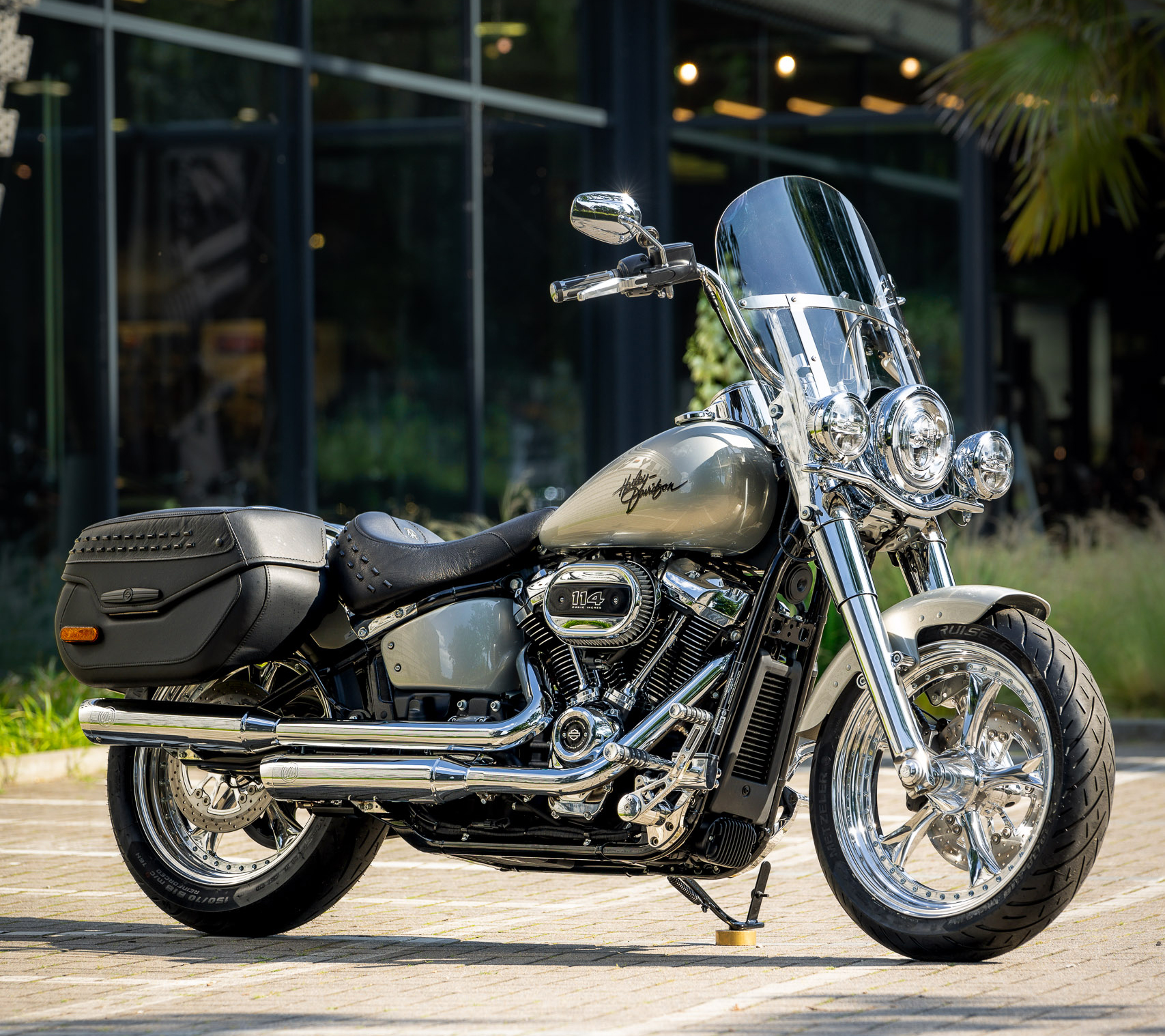 Harley Davidson Motorcycle-Legendary